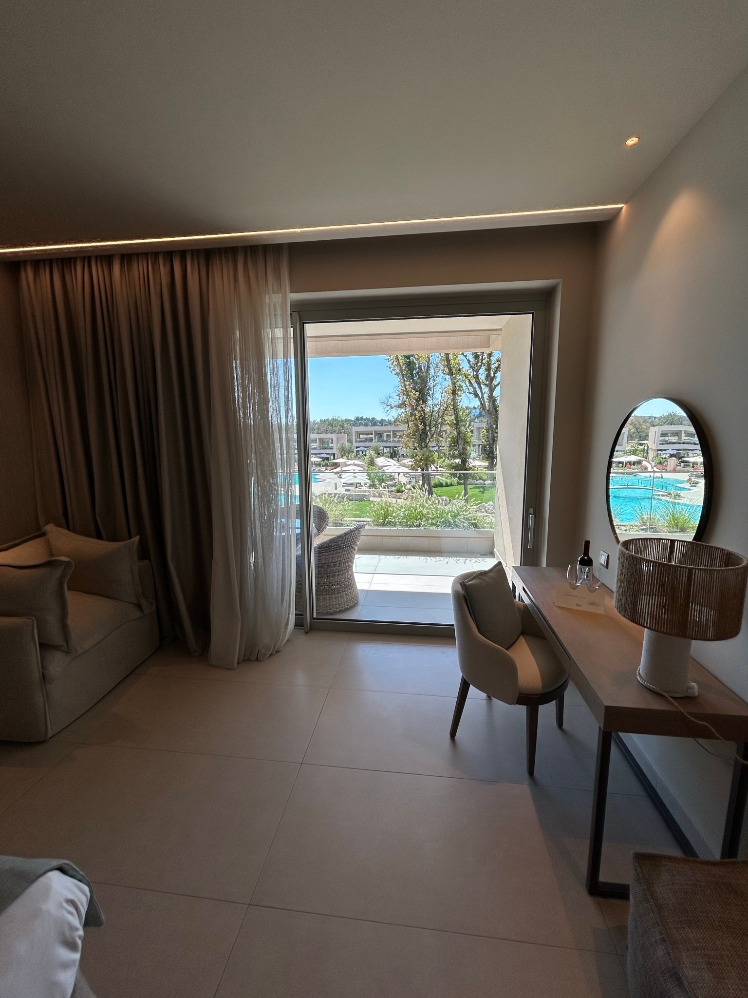 Highlights of Ikos Odisia: An In-Depth Review – Travelling Jake